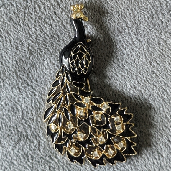Accessories | Peacock Pin | Poshmark